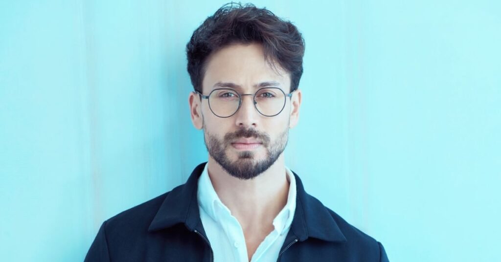 Why Tiger Shroff's Career Is Falling Fast?